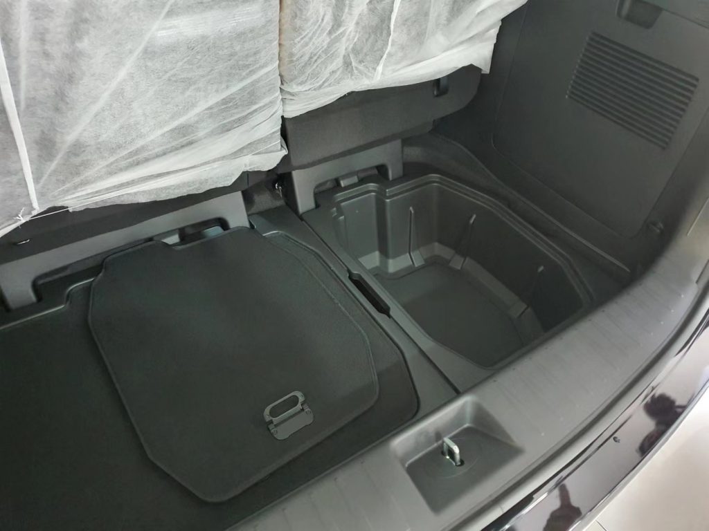 Kia All New Carnival (KA4) Trunk Box (7/8 Seater) – EzyAUTO
